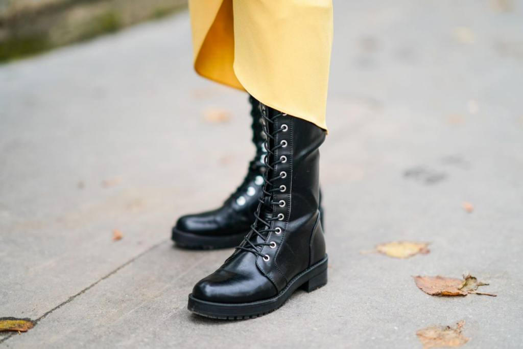 Reasons To Try Lace-ups Boots
